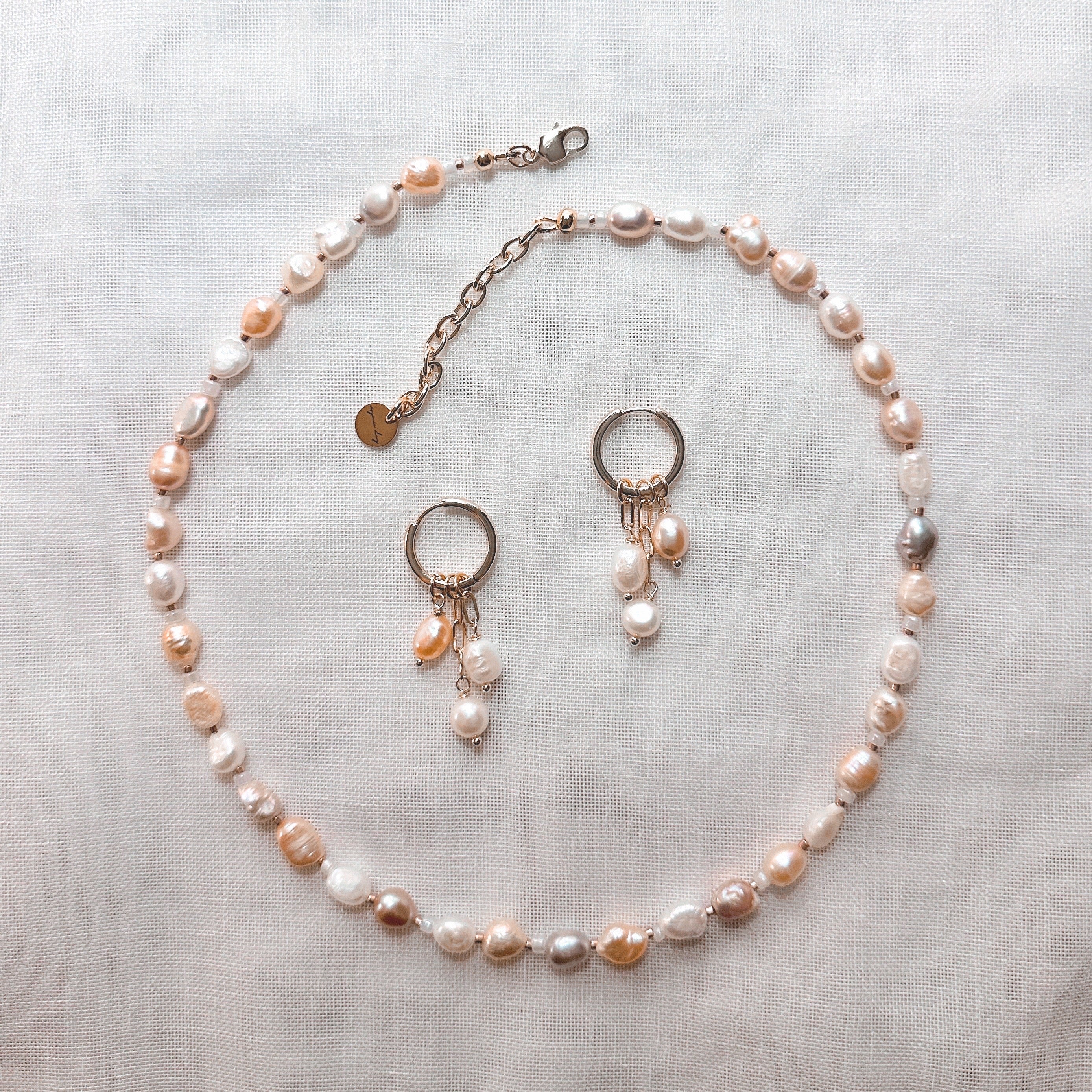 Peach and Gray Freshwater Pearls – Virginia Day Studio